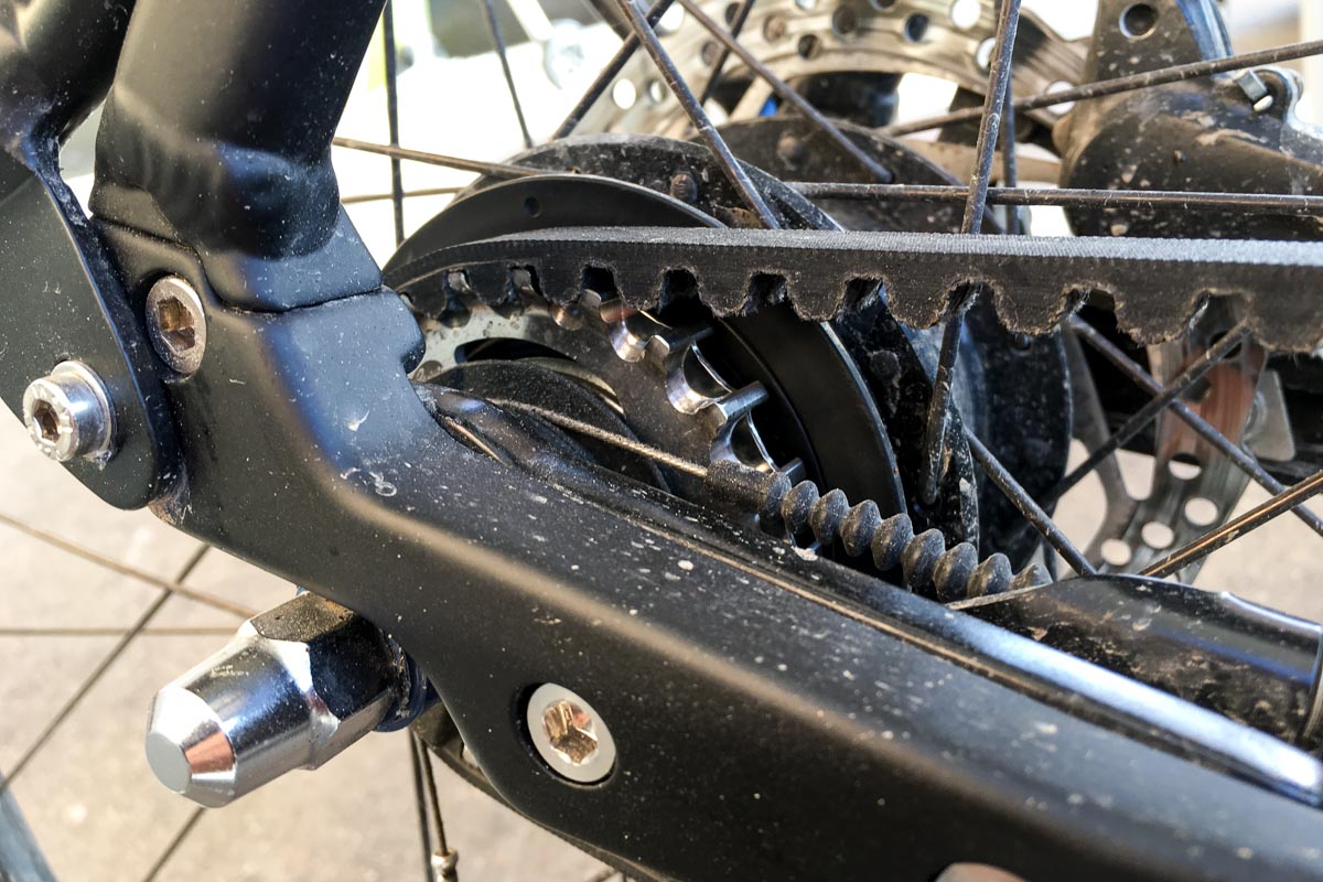 Un vélo sans chaîne : La transmission par courroie comme alternative ...